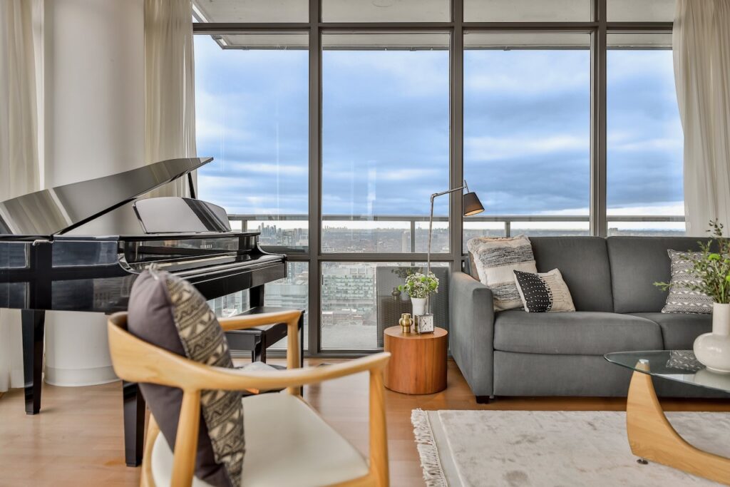 3410-832 Bay St | Fox Marin